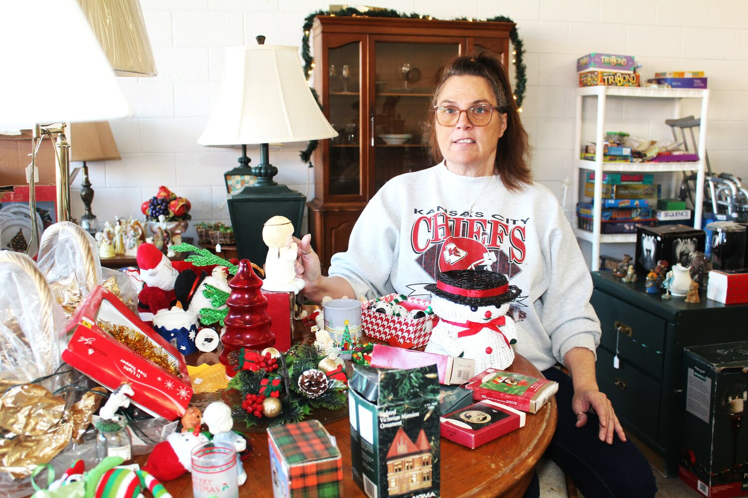A Thrift Store Saint: Clinton Has A Secret Santa On Washington Street ...