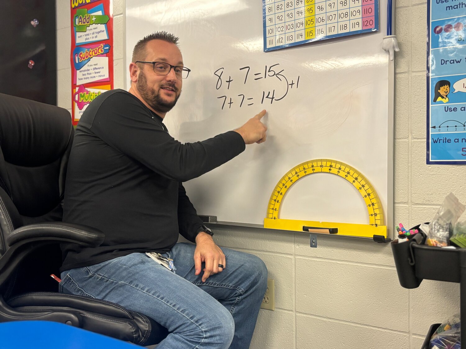 Smart Reflects on 27 Years in the Classroom - Benton County Enterprise