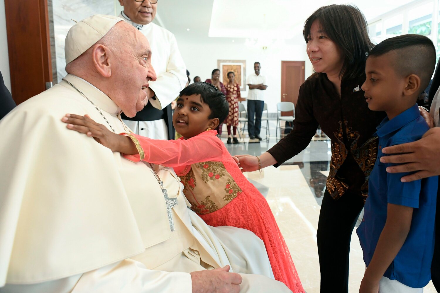Migrants at the heart of Pope Francis’ field hospital | The Catholic ...