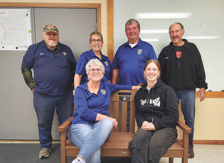 Wanderoos Area Lions Club donates first Trex bench to Osceola Skatepark ...