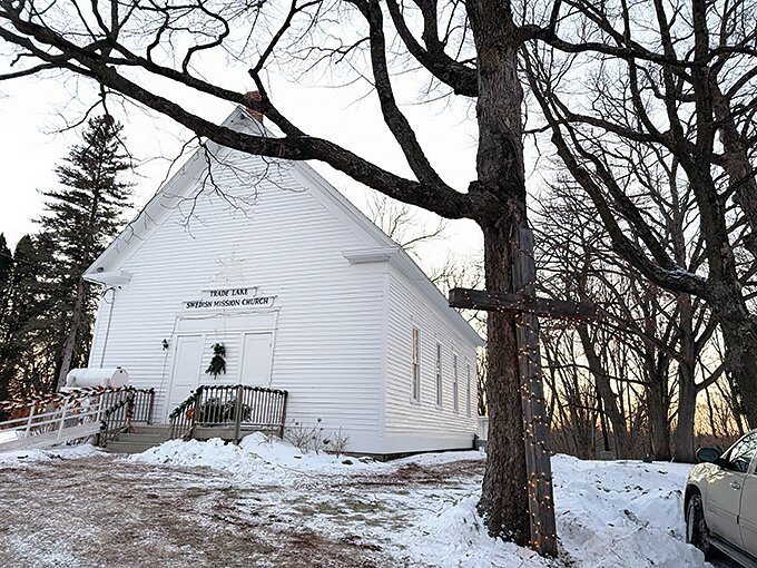 Children share the Nativity story at Historic Trade Lake Swedish ...