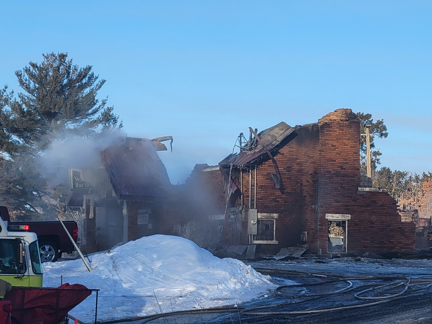 One person dies after escaping overnight bar fire at UW-Wanderoos ...