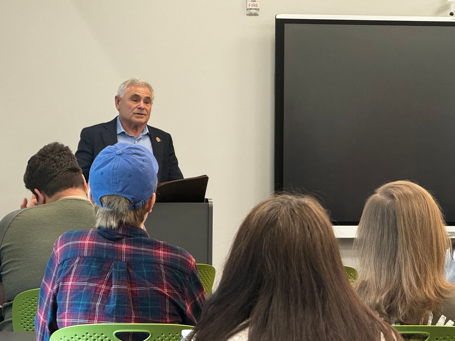 Parish President Delatte speaks to students at Northshore Technical ...