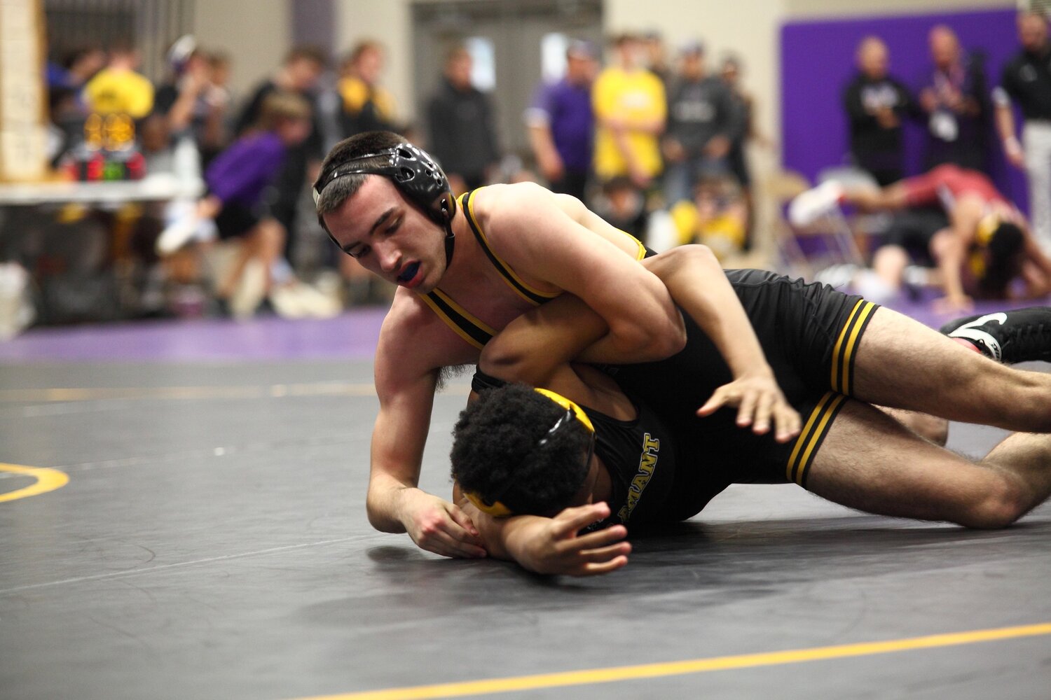 WRESTLING | Live Oak splits at dual meet; finishes fifth at Griffin ...