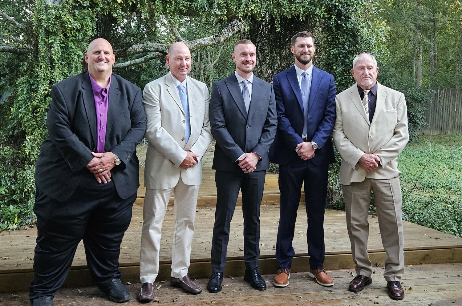 Denham Springs inducts 5 former athletes to hall of fame - Livingston ...