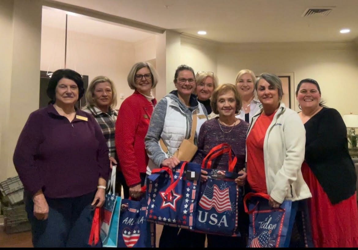 Pilot Club honors local veterans at area nursing homes - Livingston ...