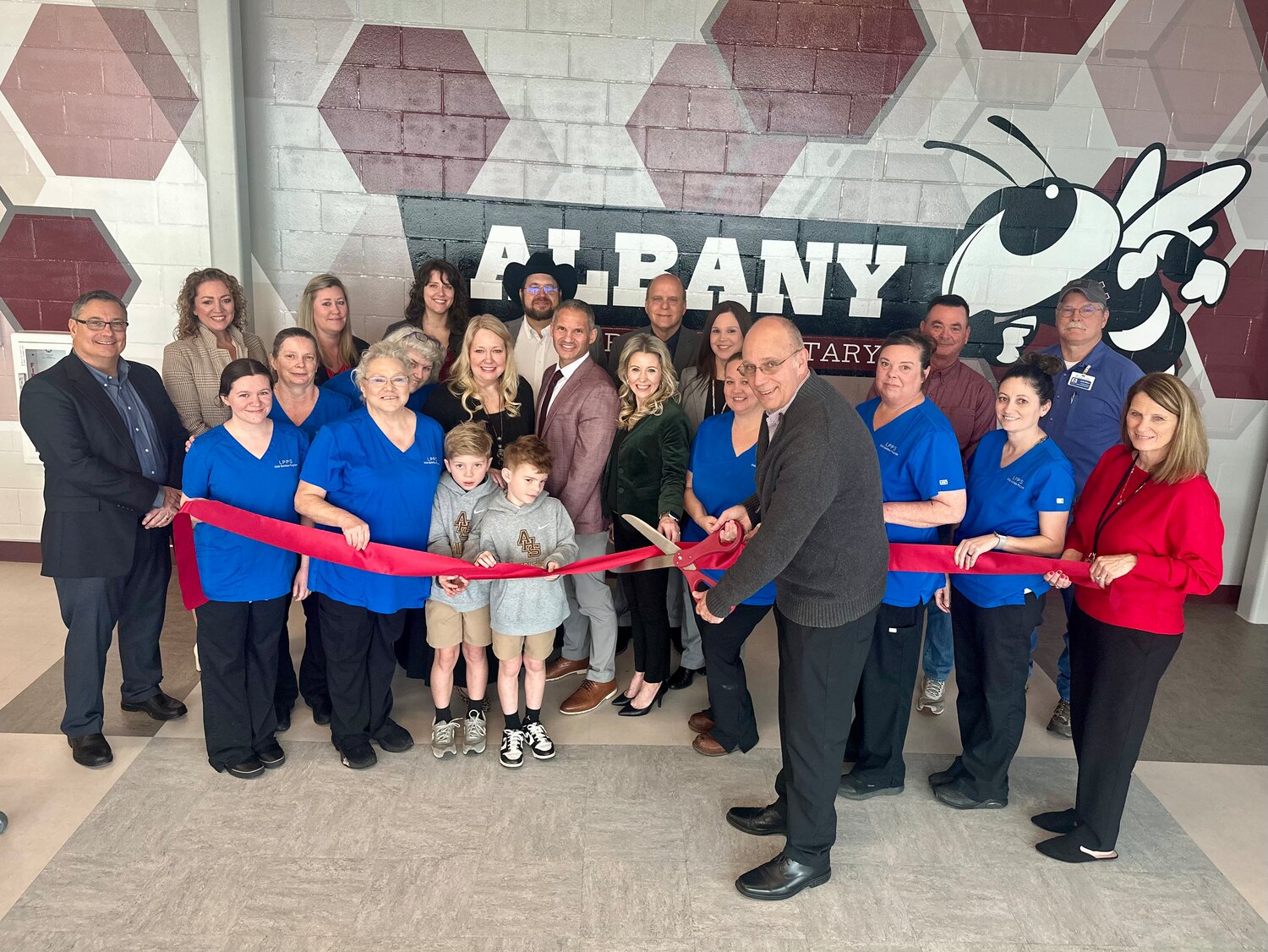 Ribbon cutting ceremony held for new Albany Elementary cafeteria ...