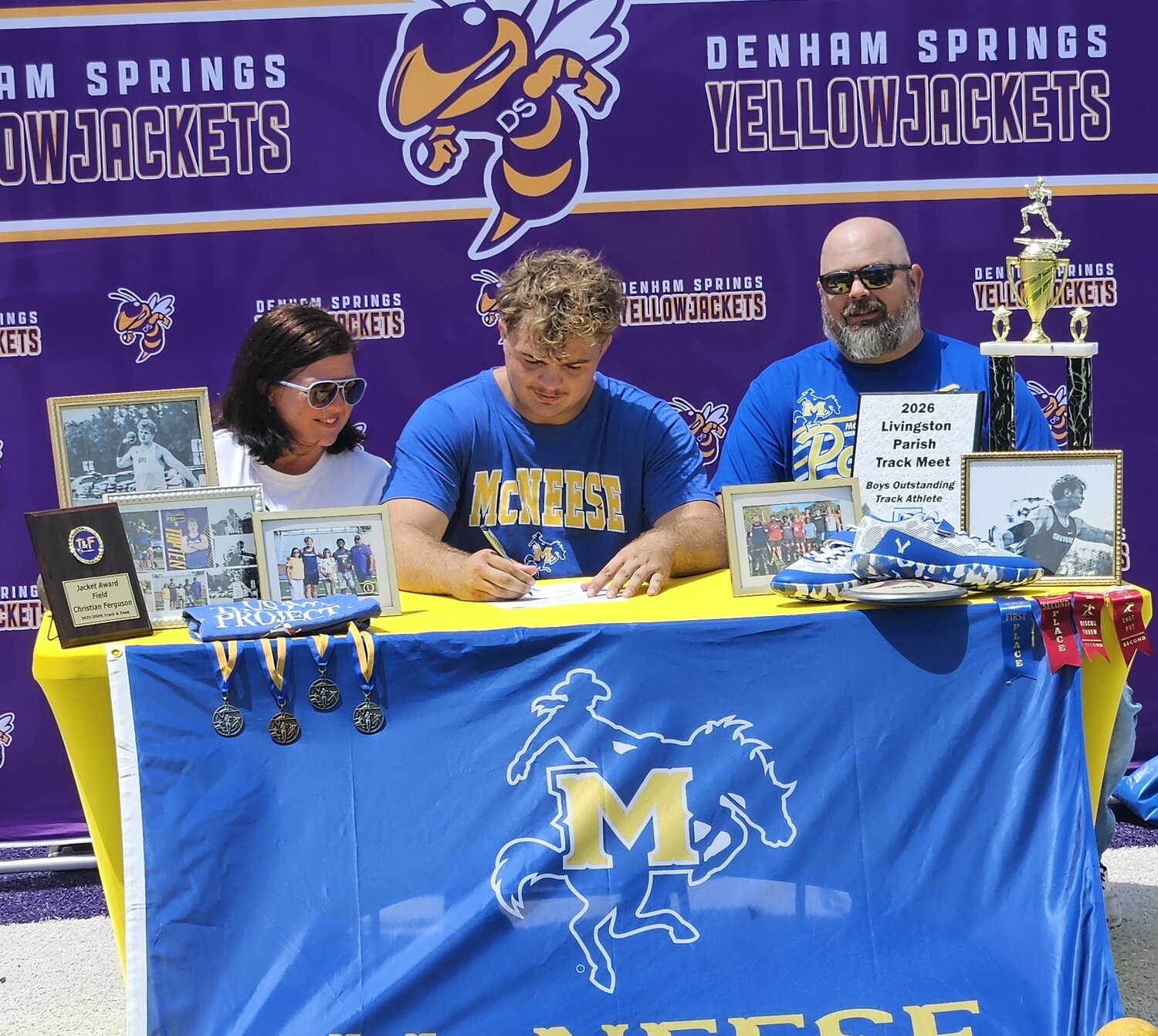 SIGNING | Denham Springs’ Ferguson inks with McNeese - Livingston ...