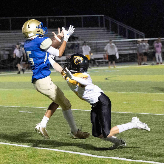 Huntingdon Mustangs Trample Trenton Bears | The Mckenzie Banner