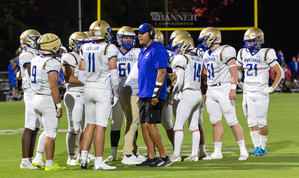 Huntingdon Defeats Riverside, 35-21 | The Mckenzie Banner