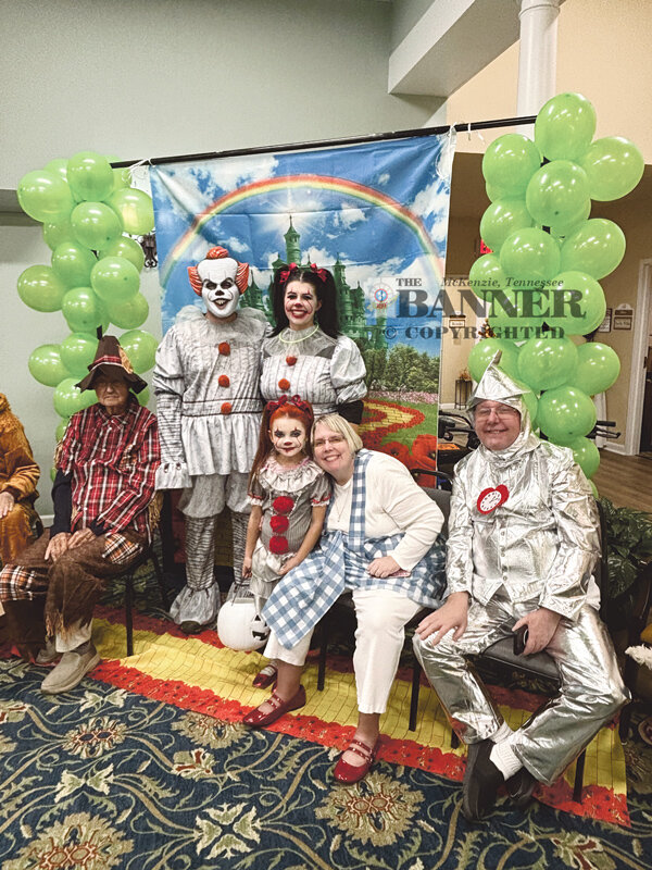 Living at Lakeside News | The Mckenzie Banner