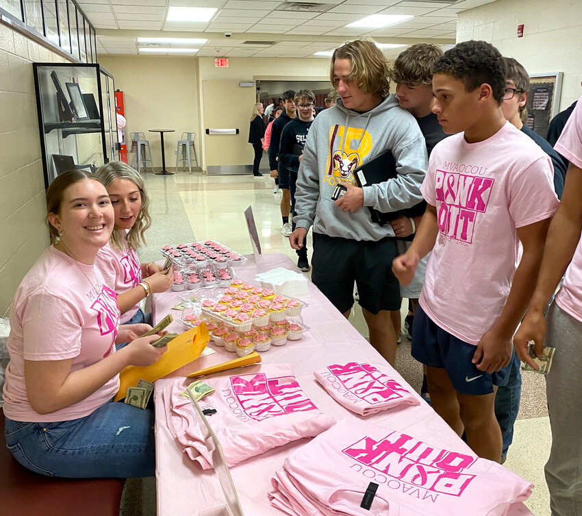 Pink Out Day at MVAOCOU | The Mapleton Press
