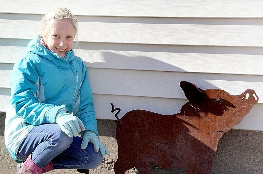 Addison adds her name to list of Golinghorst royalty | North Scott Press