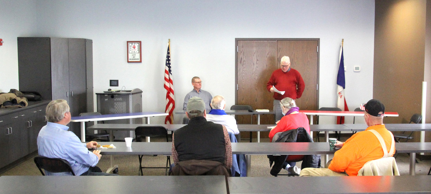 Paustian, Lofgren tout value of charters | North Scott Press
