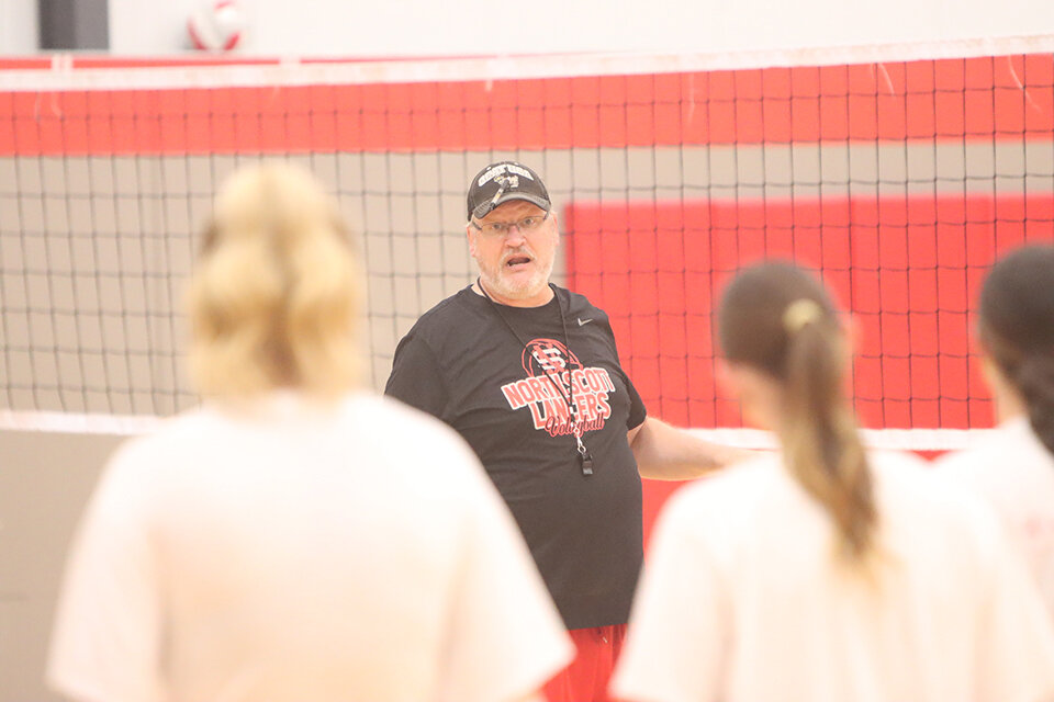 Brian Schubert resigns as varsity volleyball head coach | North Scott Press