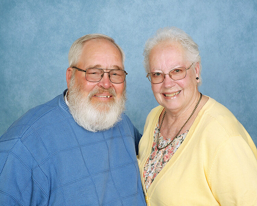Holdorfs to mark 50 years of marriage with open house | North Scott Press