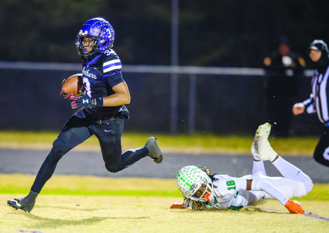 Nighthawks explode in first half to crush Ashbrook, 39-14 - The ...