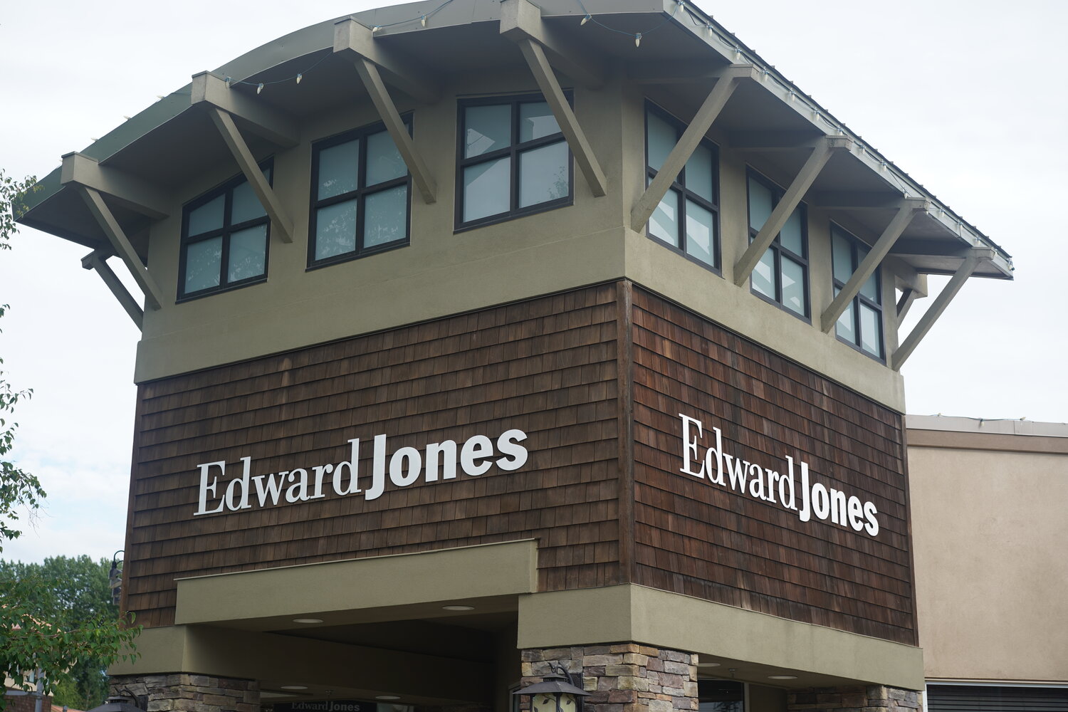 Edward Jones office opens in Birch Bay | The Northern Light