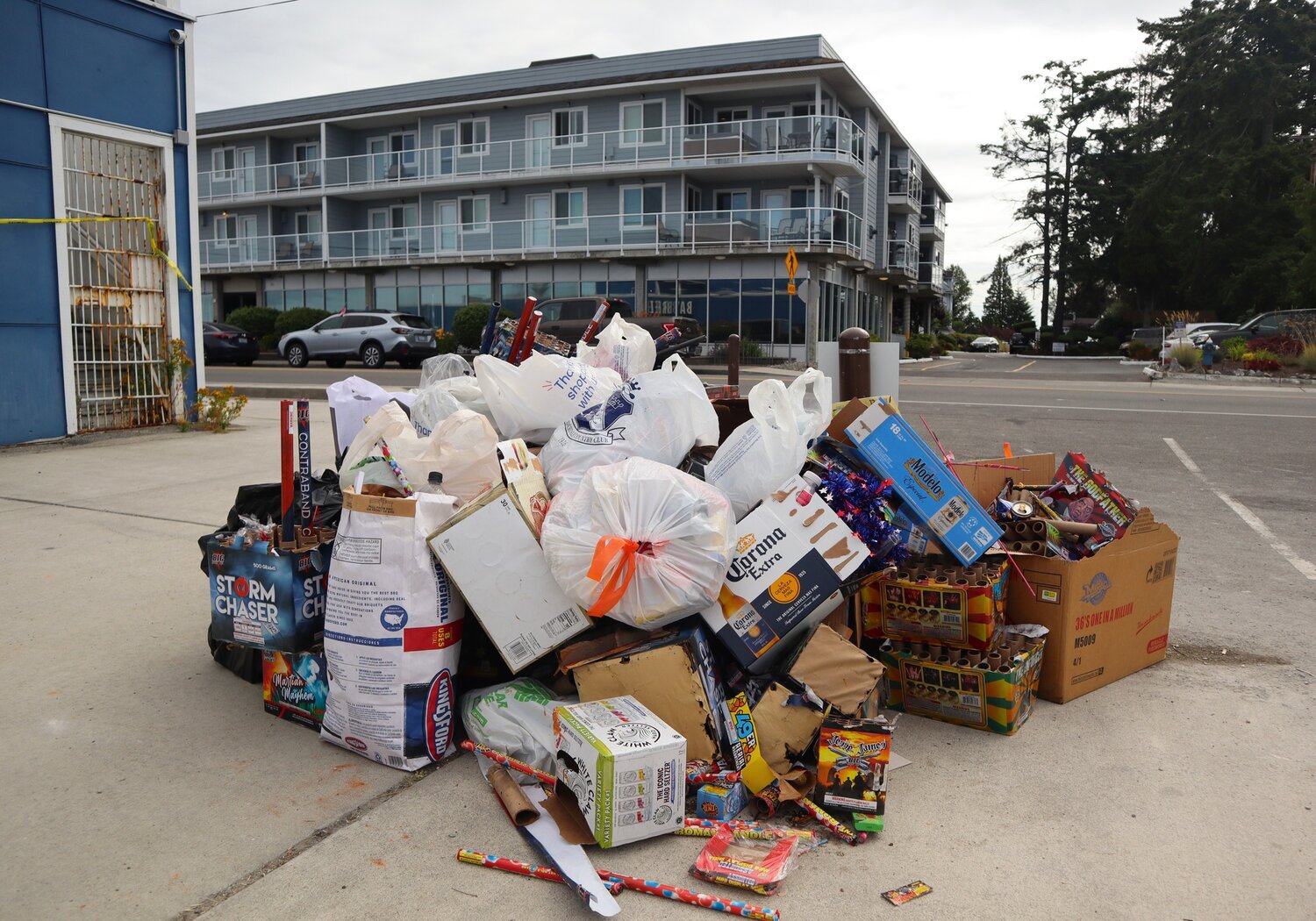 Birch Bay July 5 cleanup totals 13,205 pounds of trash | The Northern Light