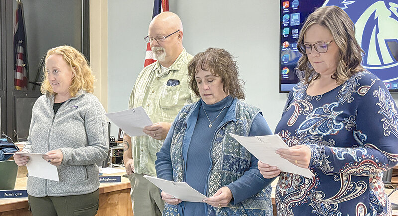 New Cody school board members sworn in | Powell Tribune