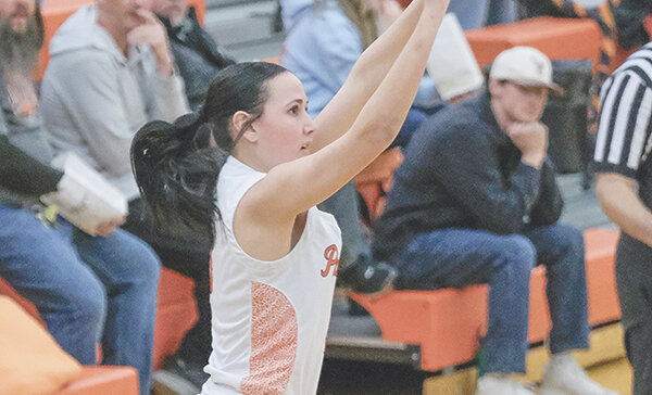 PHS girls split home games | Powell Tribune
