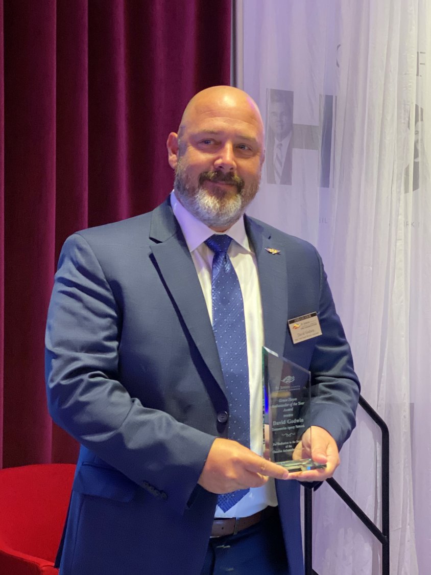 David Godwin accepts Grace Hayes PVBD Ambassador of the Year Award ...