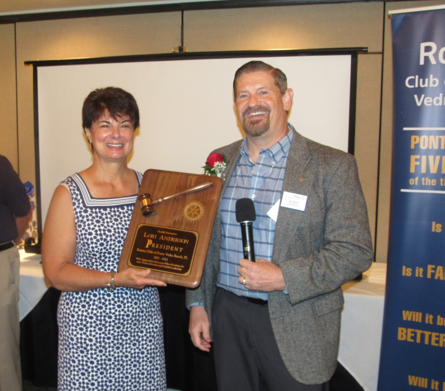 Rotary Club of Ponte Vedra Beach installs president, presents awards ...