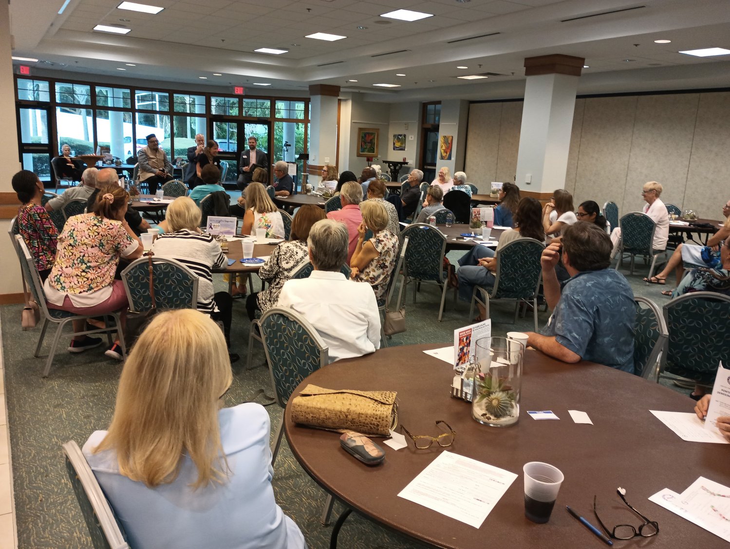 Democratic Club hosts faith leaders for discussion on common ground ...