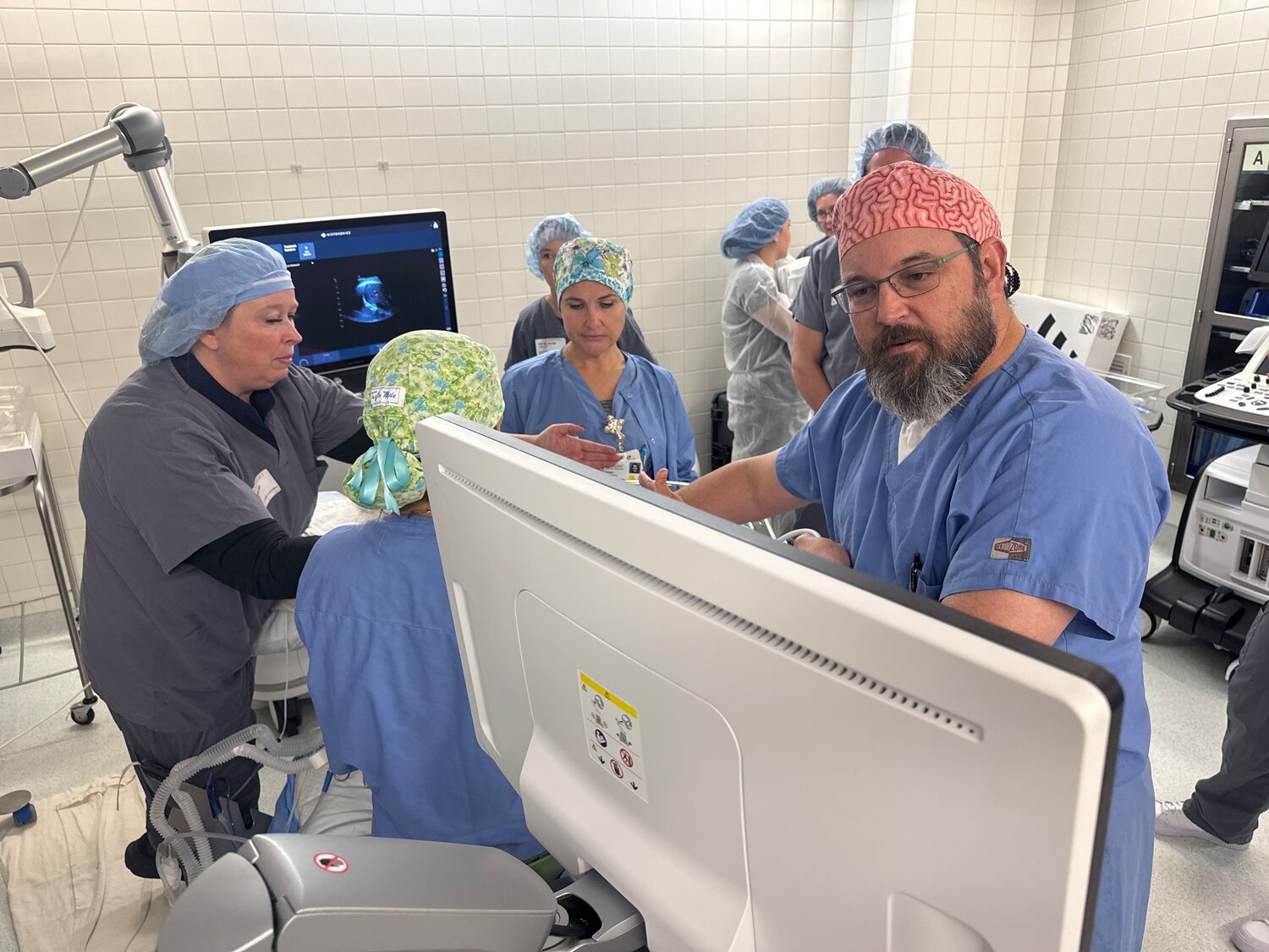 Ascension St. Vincent’s Riverside removes tumors with new procedure ...