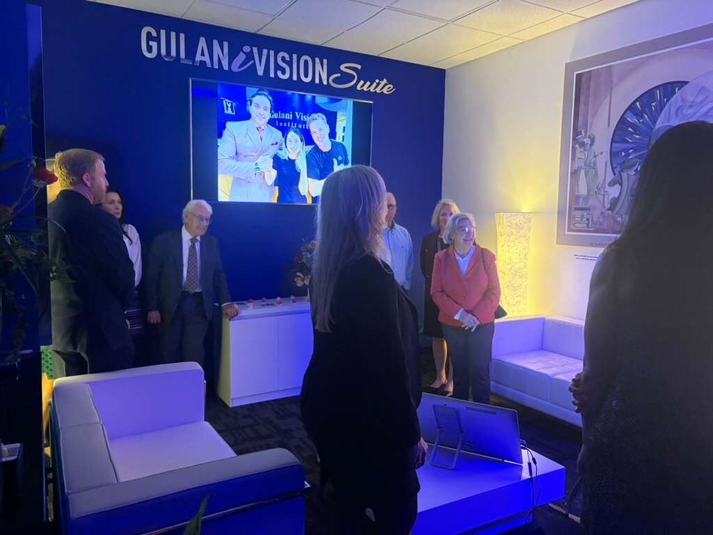 Gala celebrates innovation, impact of area eye surgeon - The Ponte ...