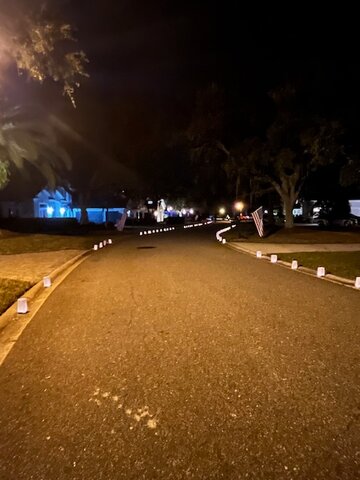 Neighborhood creates luminary display - The Ponte Vedra Recorder