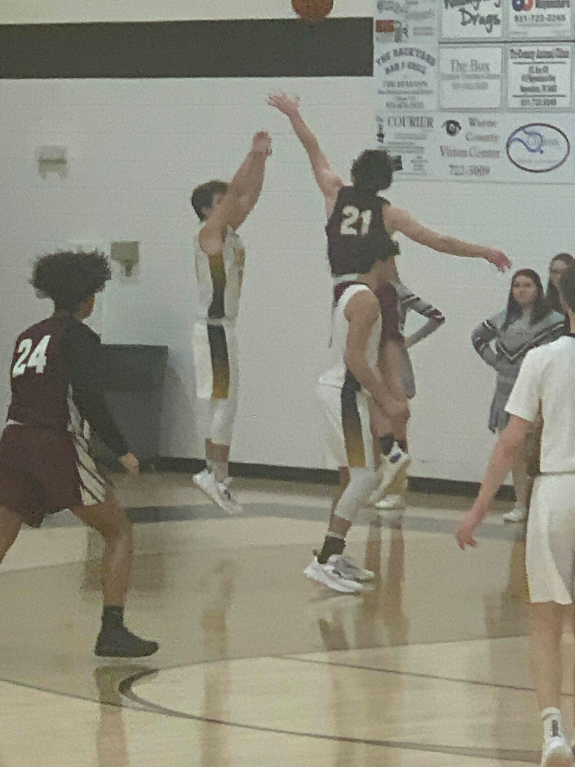 FHS Lady Lions & Lions Looking Ahead - Wayne County News