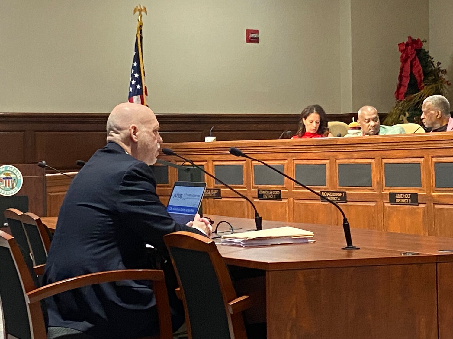 City Council discusses vape-related zoning - The Jackson Post