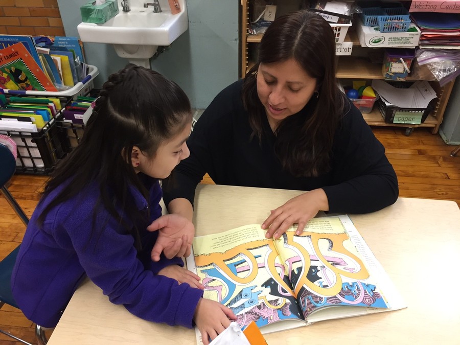 Reading aloud with parents is a smashing hit with kids | The Riverdale ...