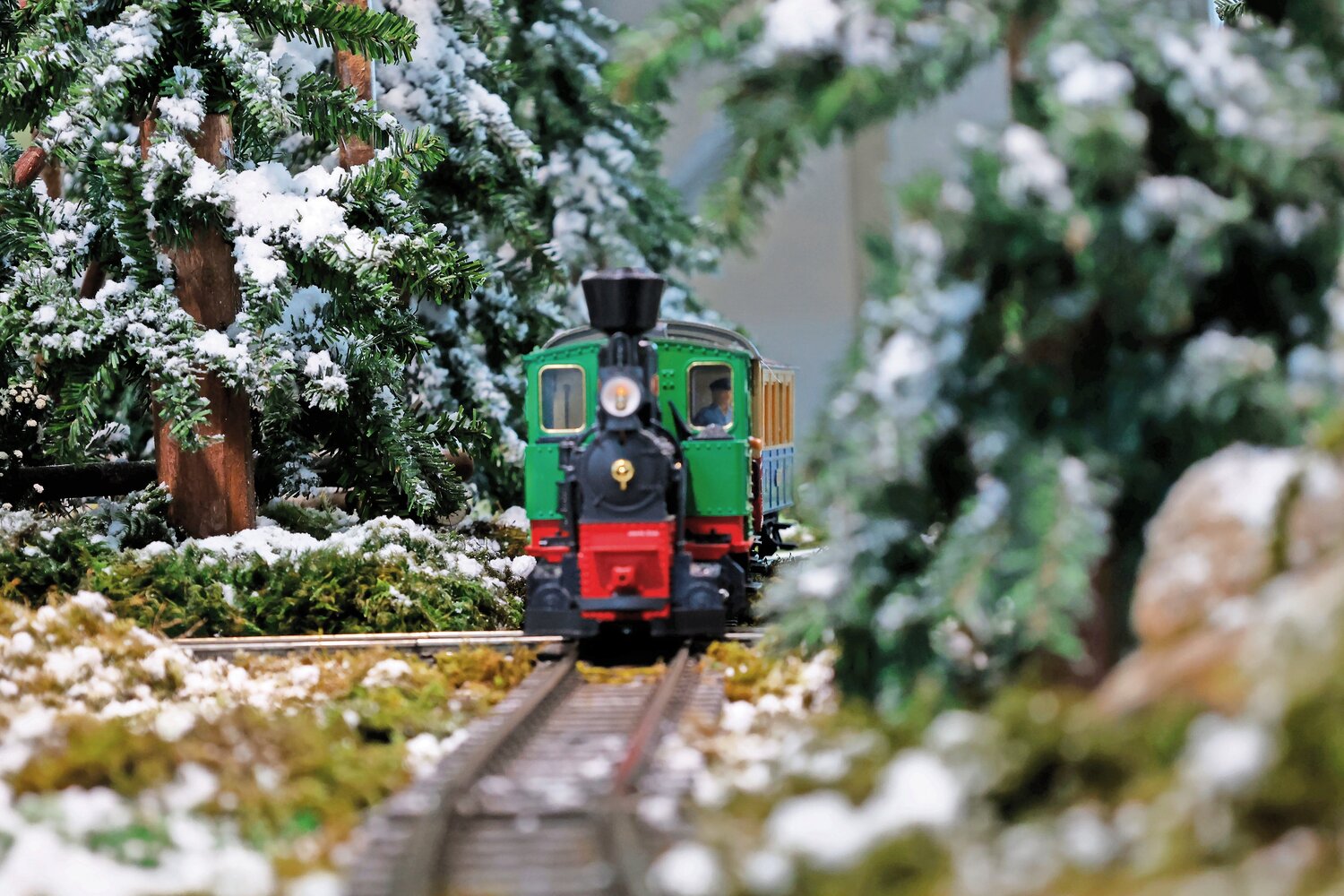 NYBG Holiday Train Show Debuts Delacorte Theater and Whitney Museum in ...