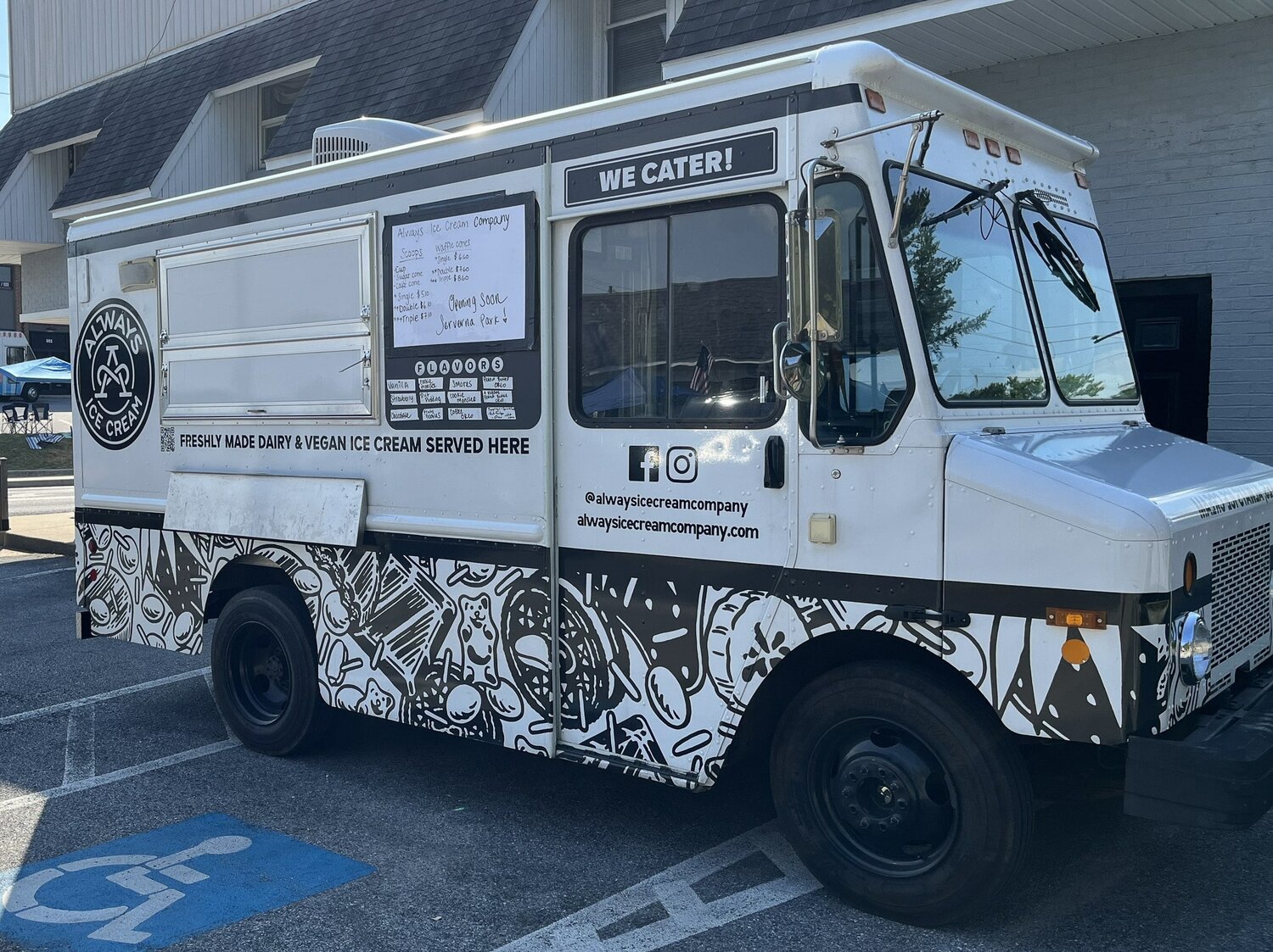Food Truck Nites 2025 Season Kicks Off Next Week | Pasadena