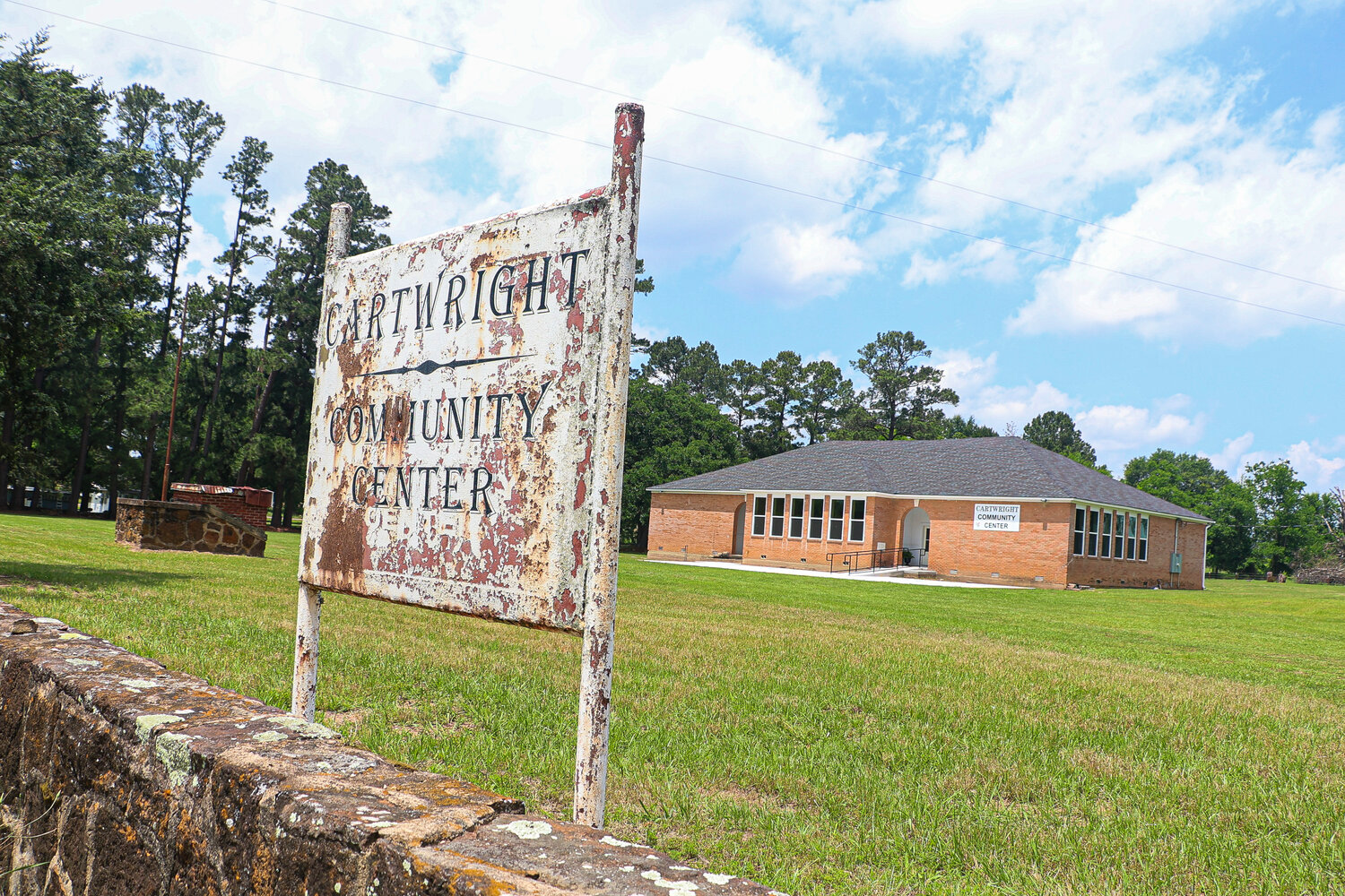 Cartwright Community Center holds ribbon cutting | Wood County Monitor